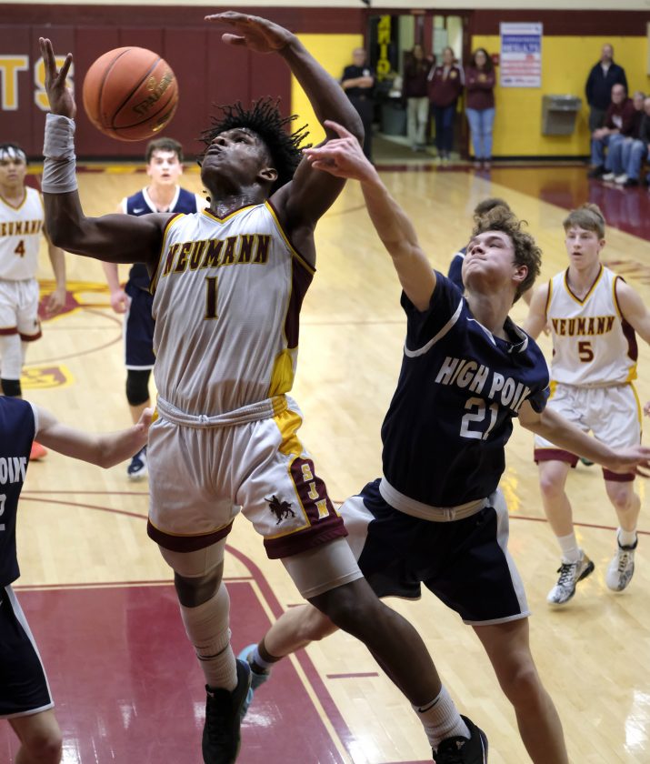 Neumann produces well-rounded performance; wins state tournament opener ...